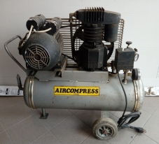 Compressore Aria 50 litri bombola con piccola crinatura 